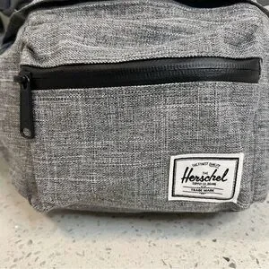 Herschel Supply Company | Bags | Nwot Herschel Supply Co Pop Quiz ...